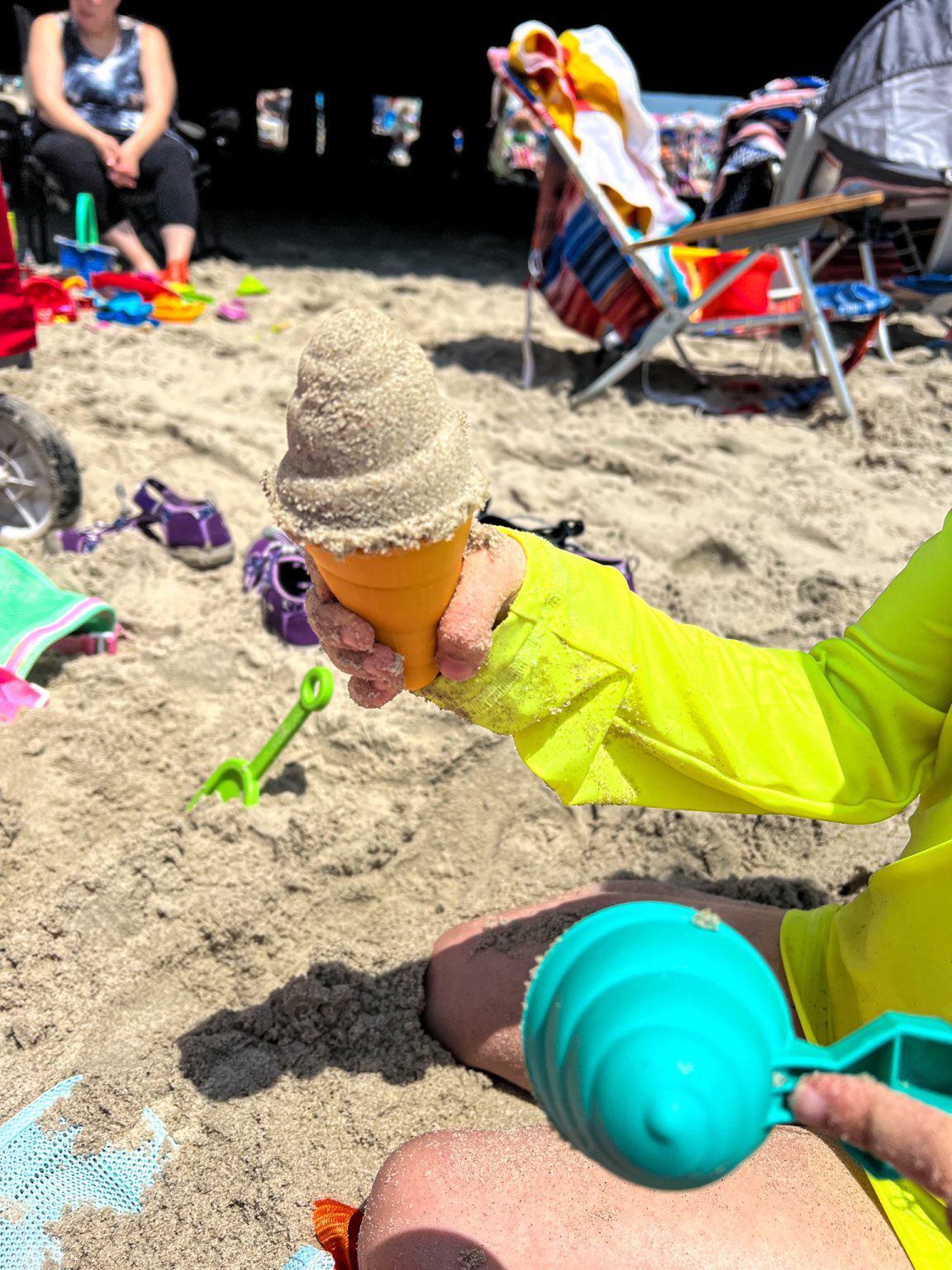 33 Beach Day Essentials Your Family Does Not Want To Forget