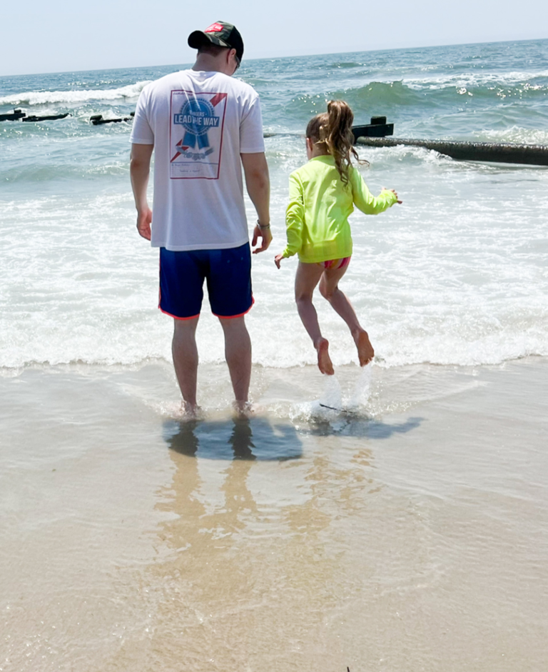 33 Fun Daddy Daughter Date Ideas To Strengthen Your Bond With Her